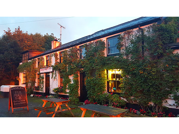 Halfway Inn | Static Caravan Holiday Hire